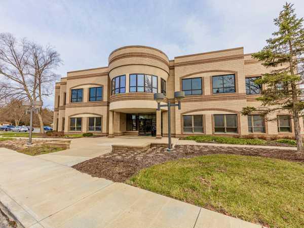 Keystone Office Park - 3021 Building FOR LEASE on 3021 E 98th St ...