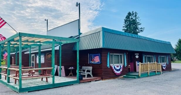 Raber Bay Bar, Upper Peninsula, Michigan FOR SALE on 28826 South Raber ...