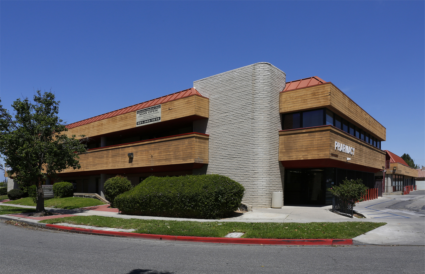 Parkside Medical Surgery Building FOR LEASE on 8990 Garfield Street ...